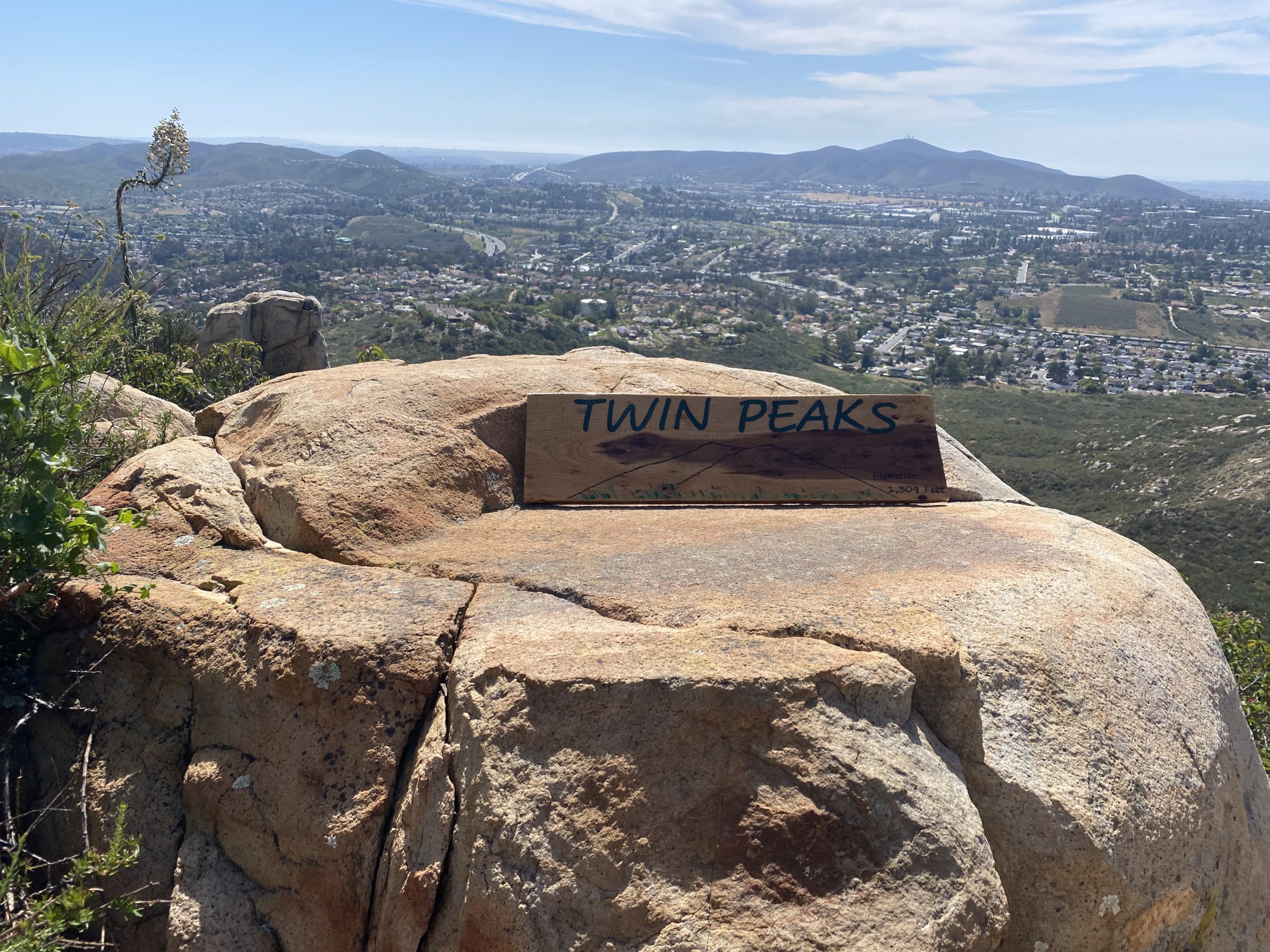 Twin Peaks – San Diego Peak Bagging